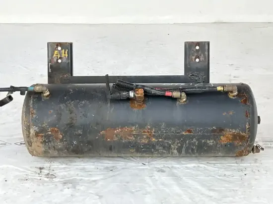 CRGX. Buy Air Tanks Online | Complete Recycling Group. (Used) 2016 Hino ...