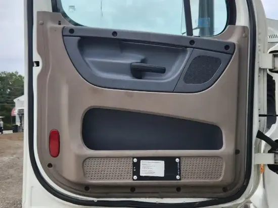 CRGX. Buy INTERIOR PARTS MISC Online | Complete Recycling Group. (Used ...