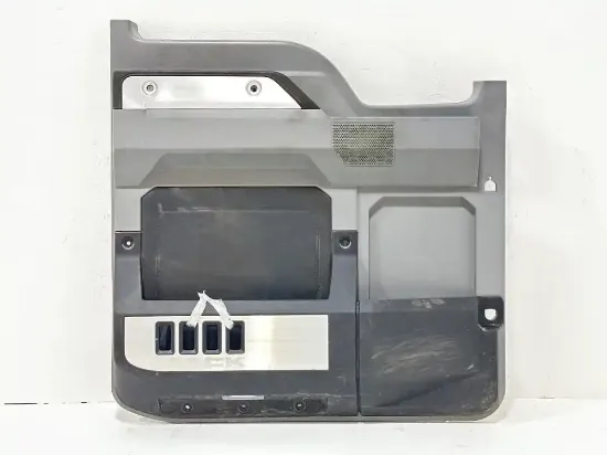 (Used) 2019 Mack Anthem, INTERIOR DOOR PANEL (P-40061)