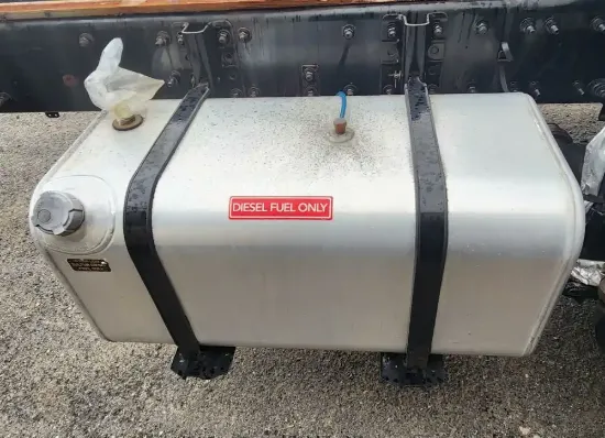 (Used) 2016 Freightliner M2 106, FUEL TANK (P-99658)