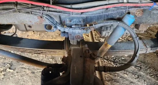 (Used) 2004 Spartan Advantage, FRONT LEAF SPRINGS (P-103323)