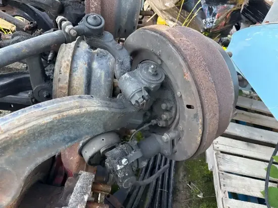 (Used) Meritor COMPLETE FRONT AXLE (P-106840)