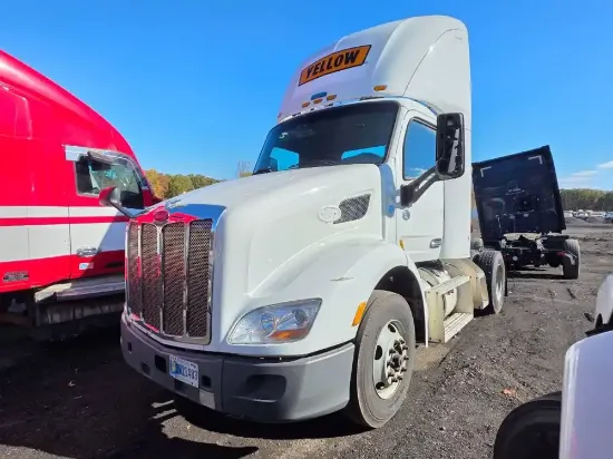 2018-peterbilt-579-truck-tractor