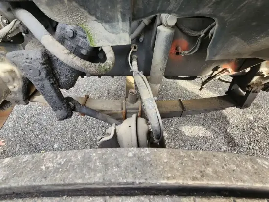 (Used) 2002 Sterling L7500, FRONT LEAF SPRINGS (P-115147)